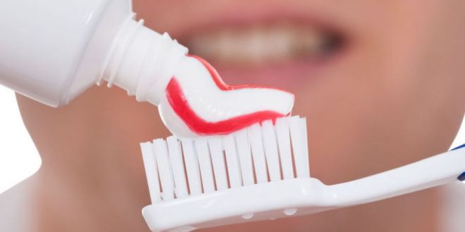 Las 4 Mejores Pastas de Dientes para Encías Inflamadas ️