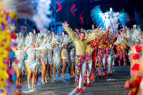 Los 4 Mejores Carnavales de España ️ ¡Guía! ️